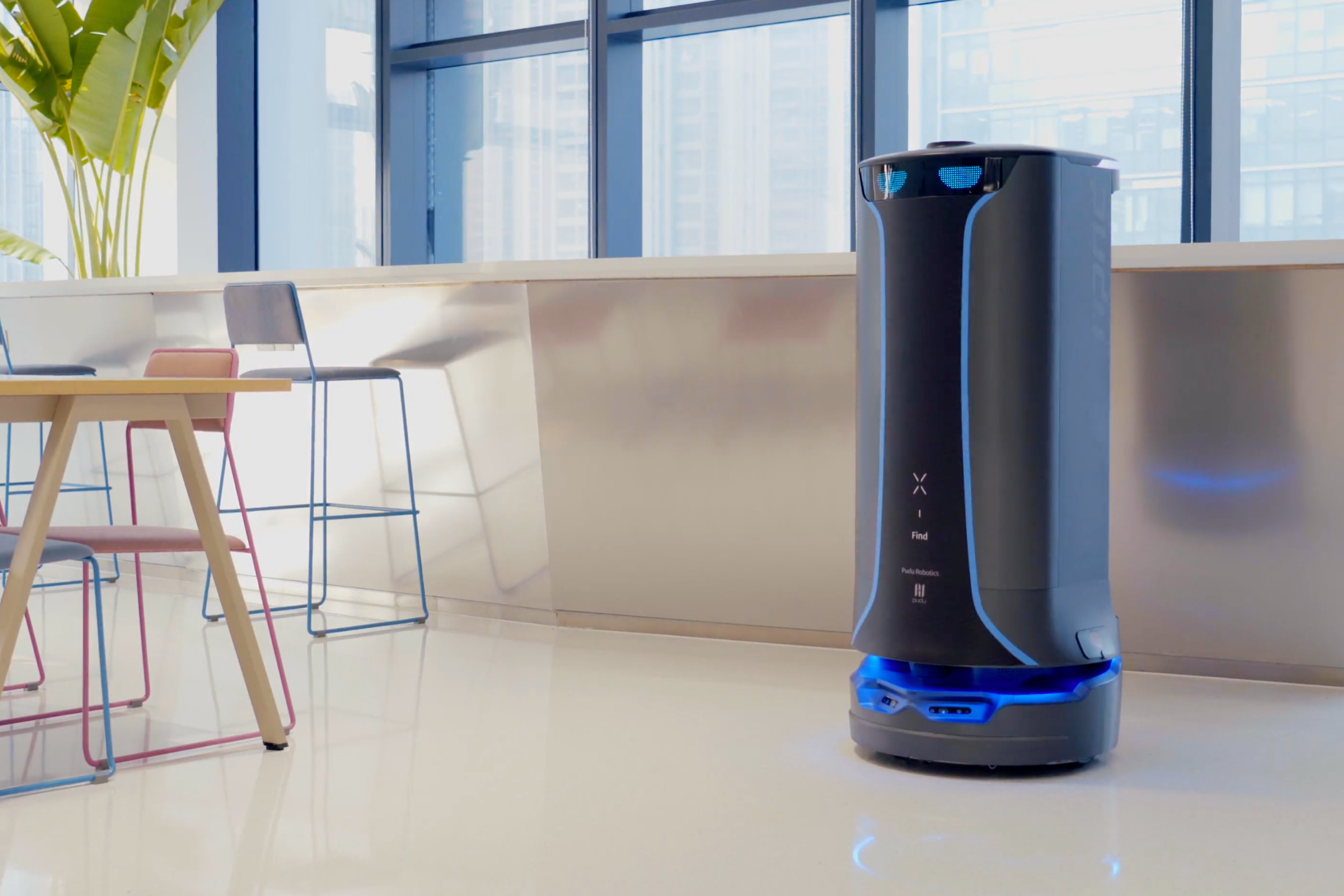 Heavy-Duty Delivery Robot - HolaBot